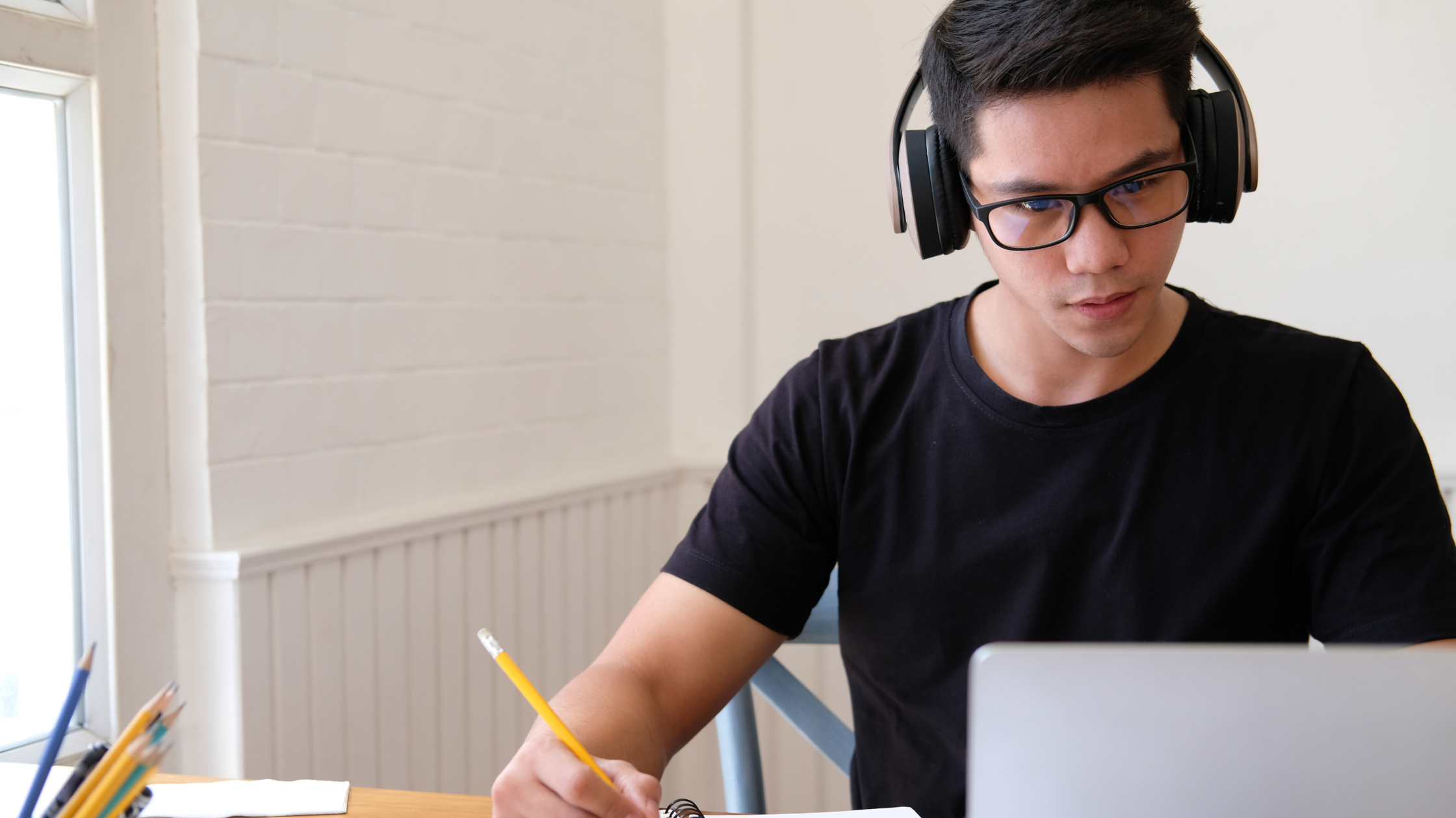 BOOSTING YOUR CHILD’S ACADEMIC RESULTS THIS SCHOOL YEAR - Optimise Learning